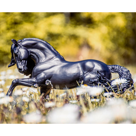 Breyer Traditional Sjoerd - Friesian – Breyer Horses Australia