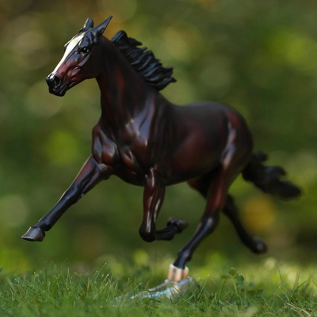 Breyer Traditional Atlanta- Standardbred Trotter – Breyer Horses Australia