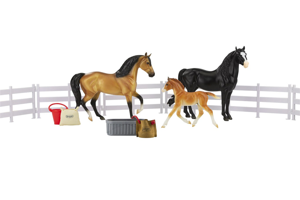 Breyer Freedom Series Spanish Mustang Family 3 Piece Set – Breyer ...